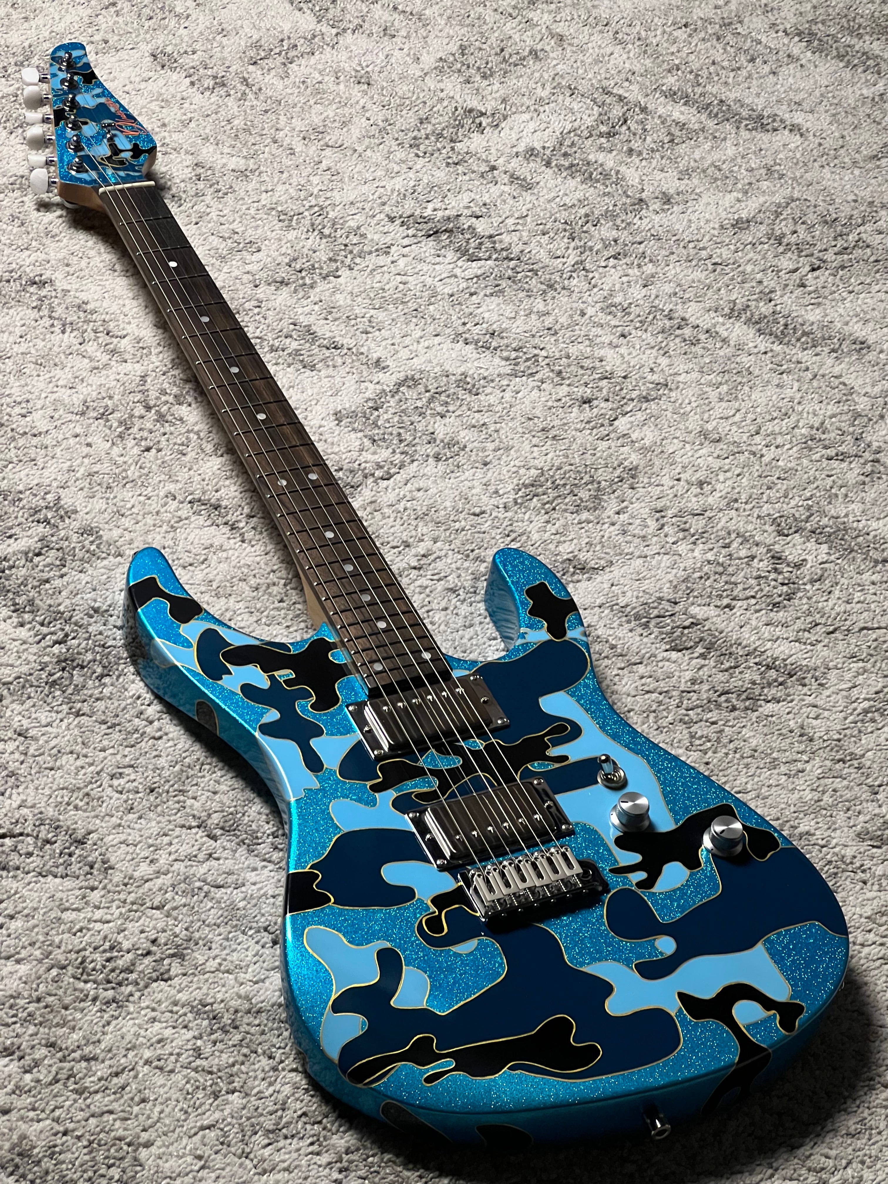 Dhatarattha Custom DST Artist Hand Paint "Blue Sparkle Camo ...