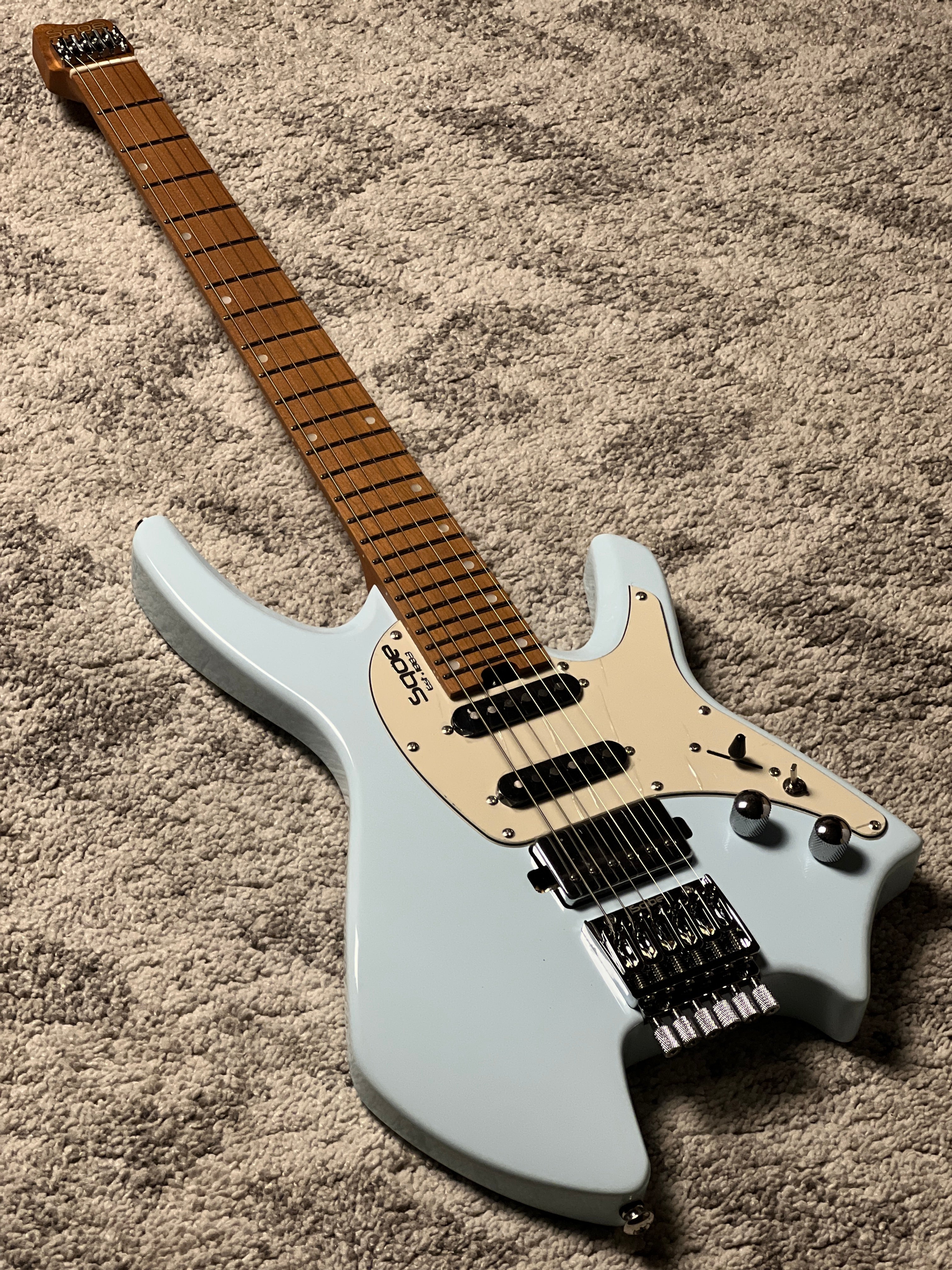 SQOE SEWT700 HSS Headless in Sky Blue – nafiriguitar.com