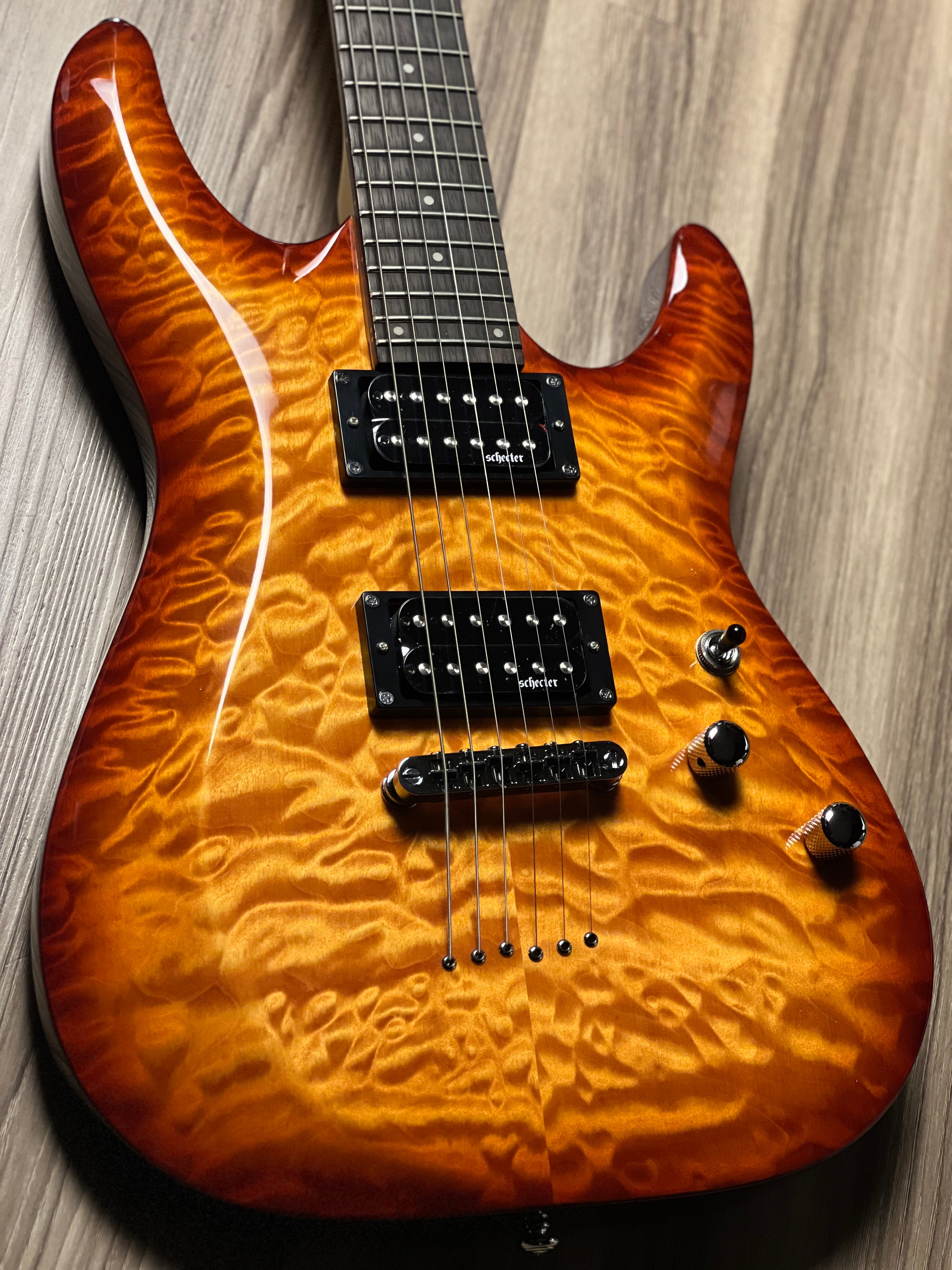 Schecter C-6 Plus in Vintage Sunburst – nafiriguitar.com