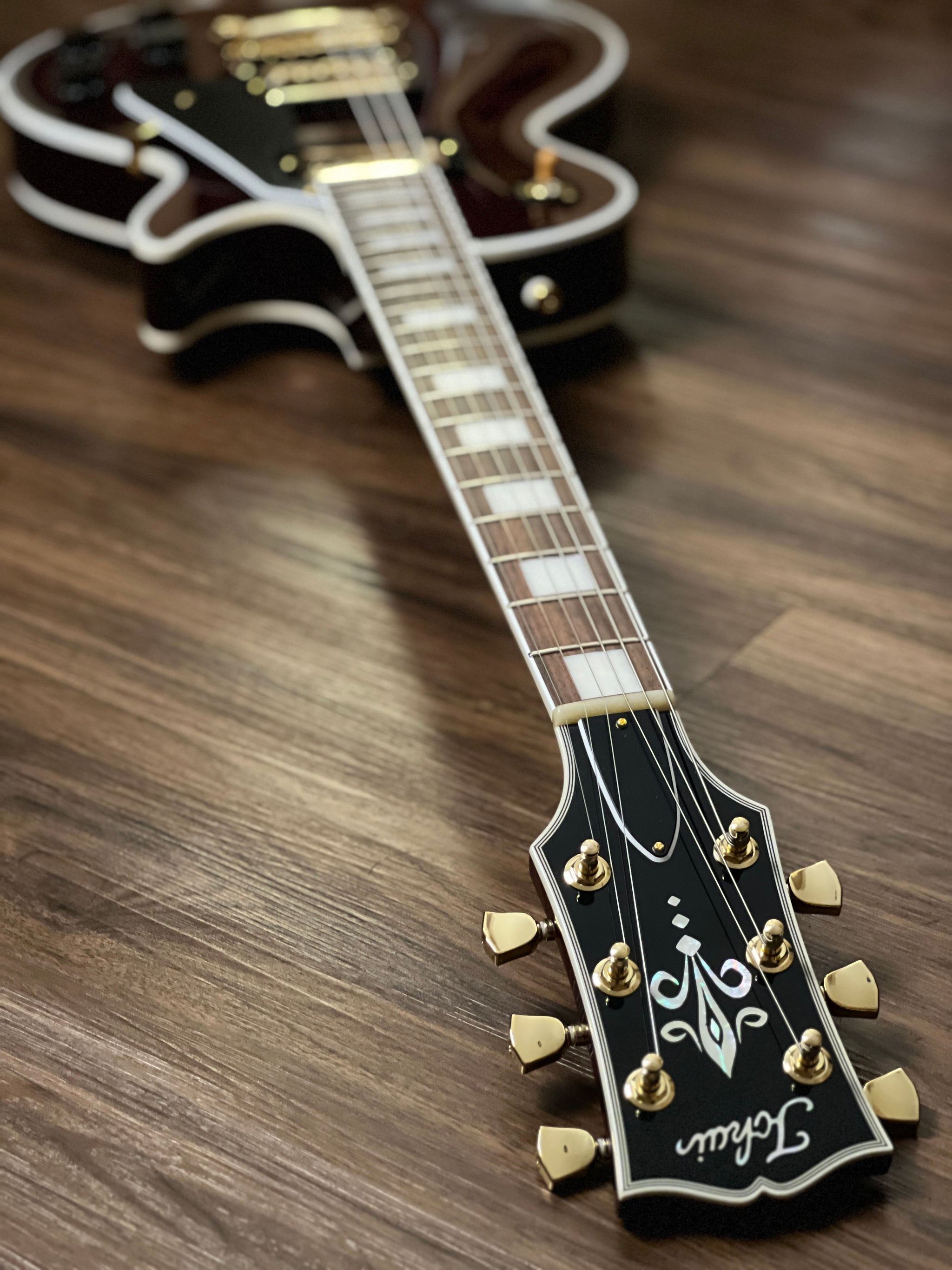Tokai Love Rock LC-142 WR Vintage Series Japan in Wine Red S/N 2349128 ...