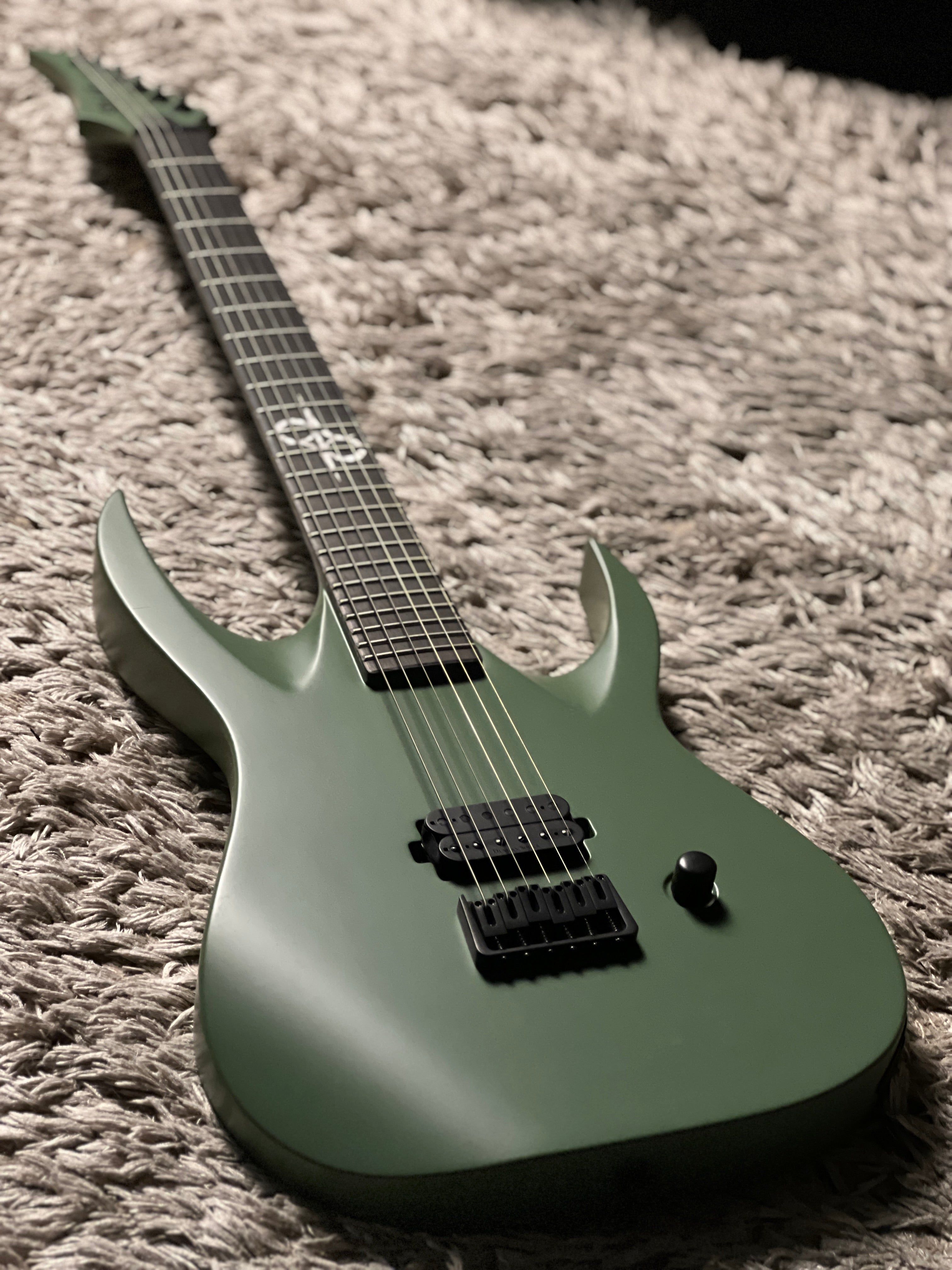Solar A2.6AG in Army Green Matte – nafiriguitar.com