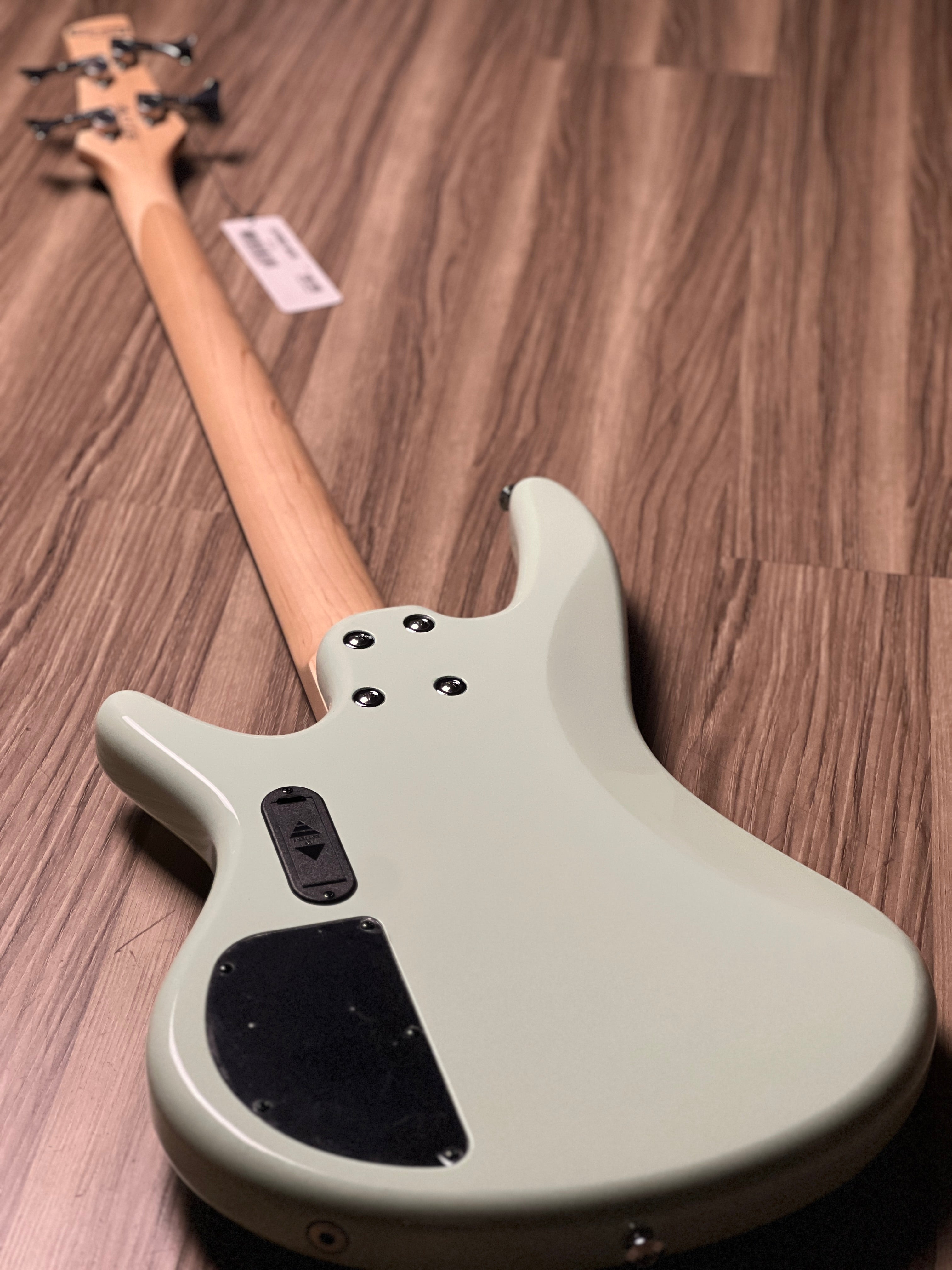 Ibanez GSR200-MGR 4-String in Mint Green – nafiriguitar.com