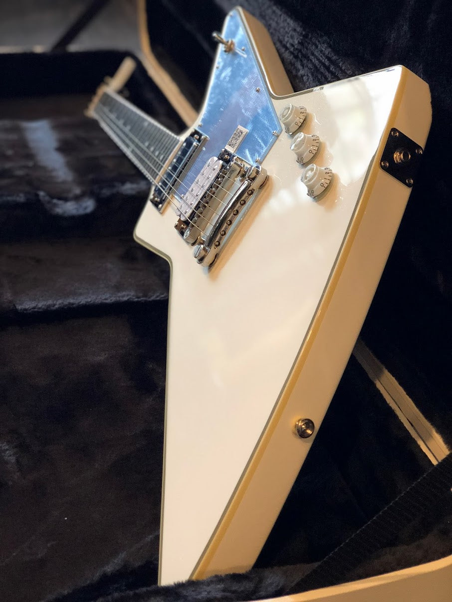 Epiphone Tommy Thayer (White Lightning) Explorer - Metallic White ...