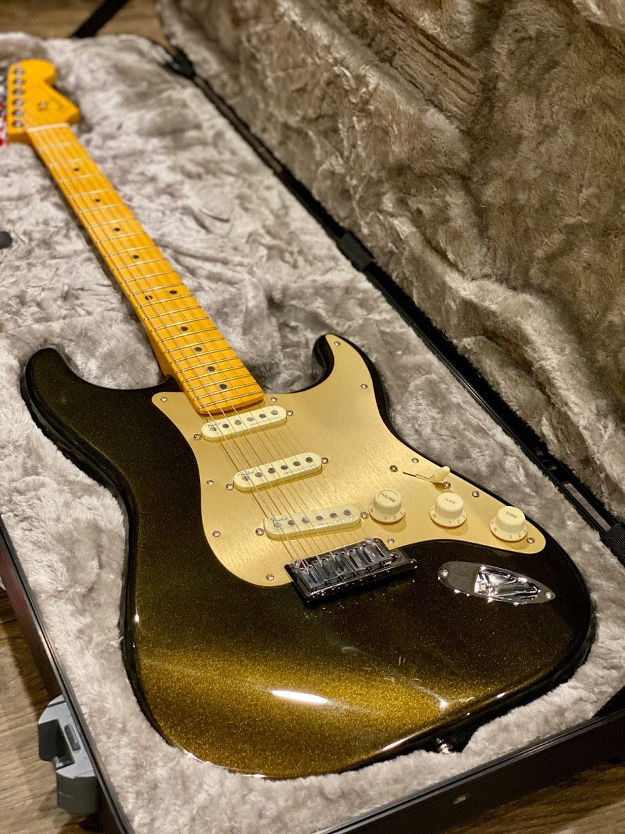 Fender American Ultra Stratocaster - Texas Tea with Maple Fingerboard ...