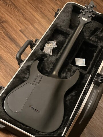 Jackson SLSMG Super Lightweight Soloist made in Japan with Case - Sati ...