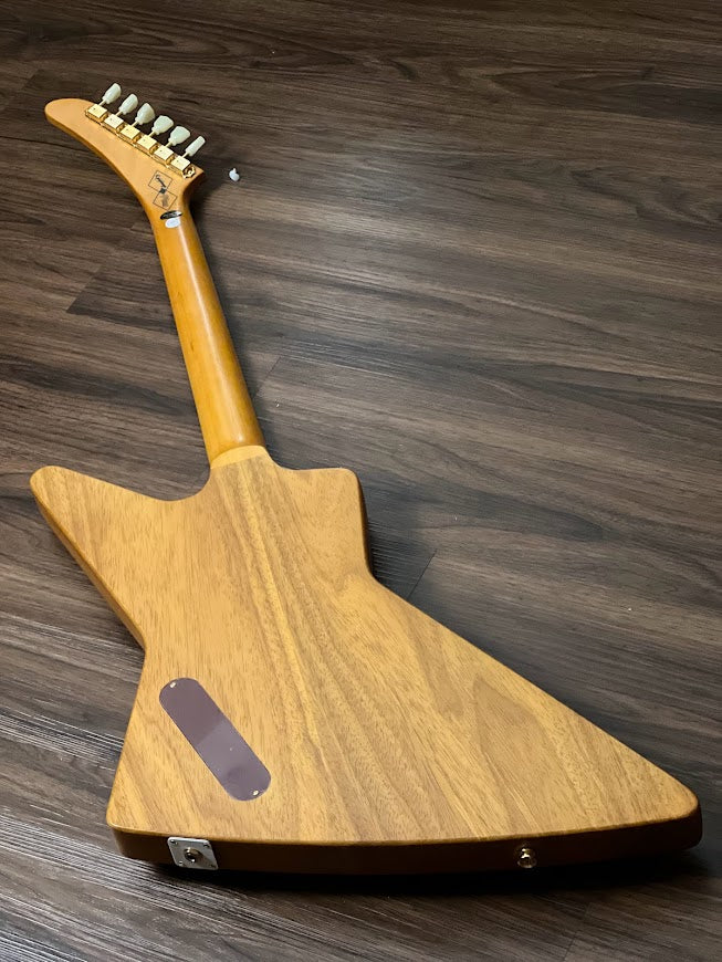 Epiphone 1958 Korina Explorer in Aged Natural (White Pickguard, Incl ...